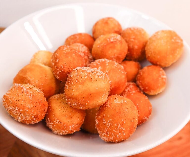 Cinnamon Sugared Donut Holes - Easy yeast Donut Hole Recipe