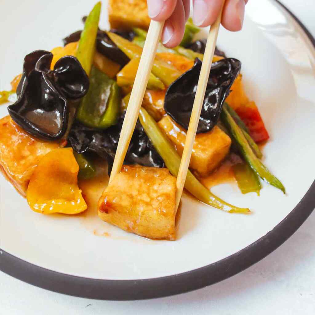¿Qué es el tofu? -¡Fácil de aprender sobre incluso más fácil de cocinar!