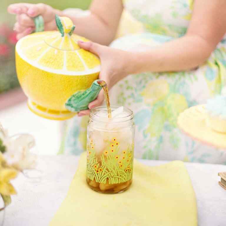¿Cuáles son los 10 modales en la mesa más importantes?