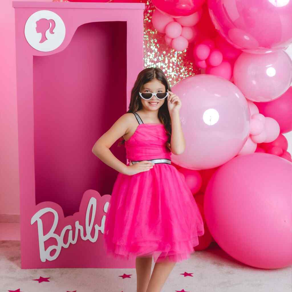 29 Barbie Inspired Recipes - Pink Barbie Party Food Ideas