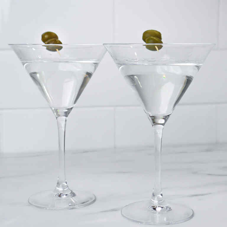 Martini cocktail Recipe - Plus Tips and Tricks