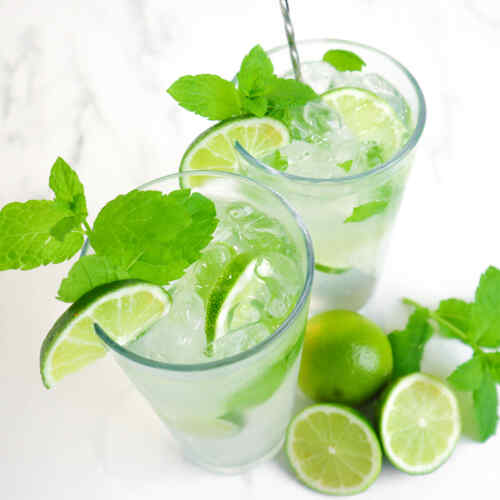 20 Resep Mojito Terbaik: Puaskan Haus dengan Rasa yang Menyegarkan