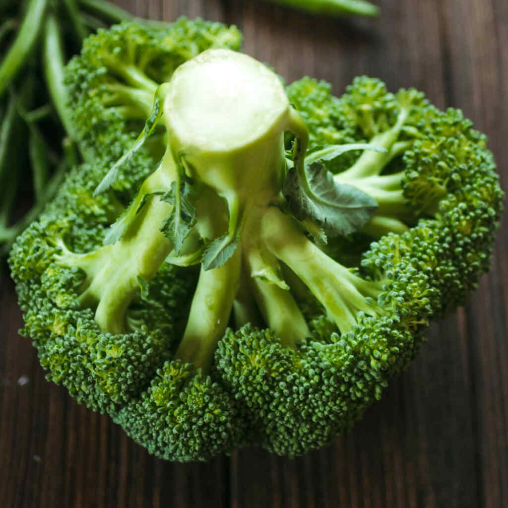 What's In Season In May - Eat fresh fruit and veg in May
