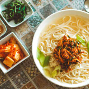 ¿Qué es el kimchi? - Guía del icónico plato fermentado de Corea