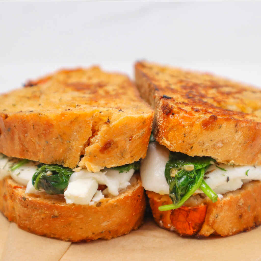 Sandwich au fromage grillé à la feta - Votre nouveau déjeuner de ...