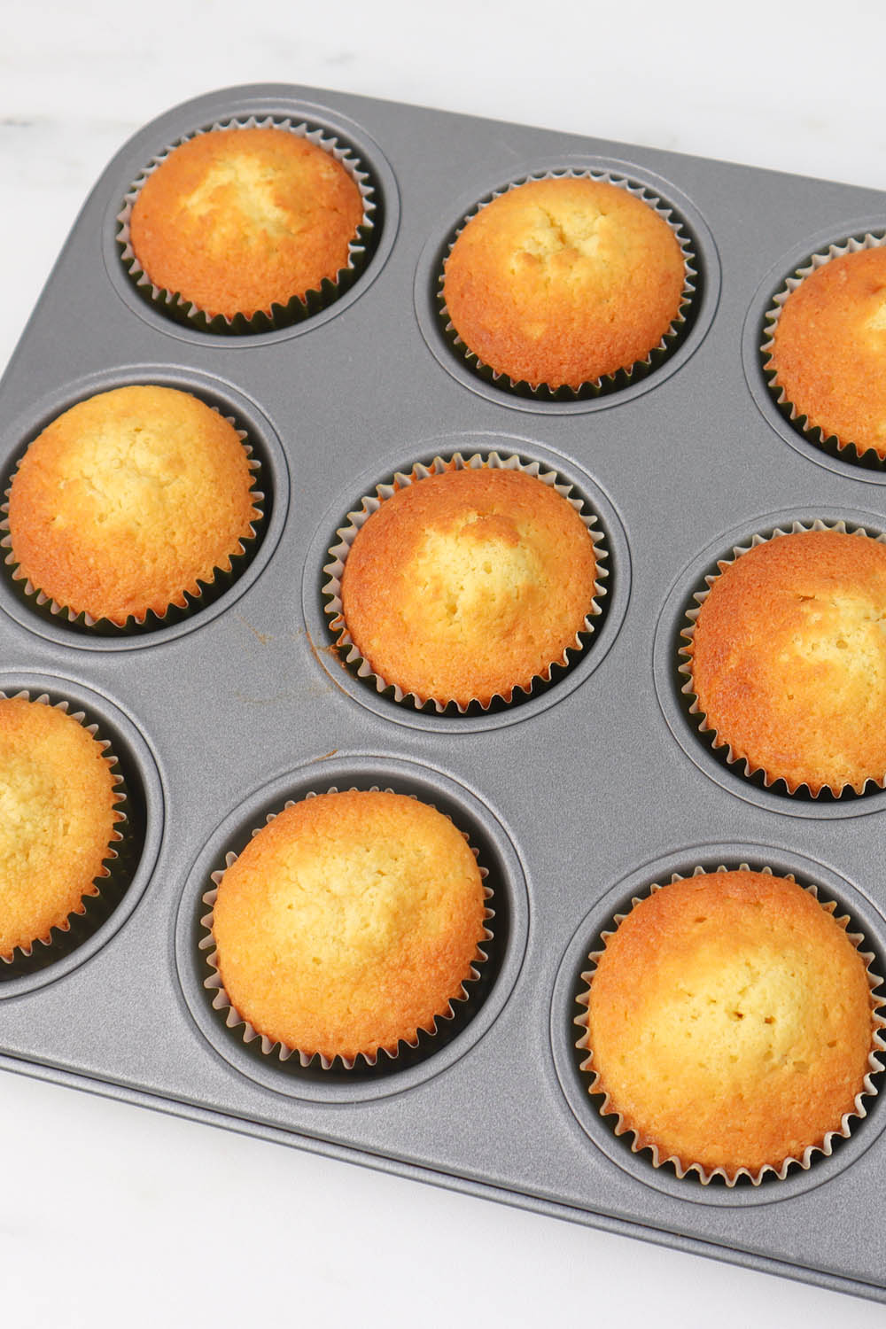 Easy Vanilla Cupcake Recipe - Light, Sweet & Crowd-Pleasing