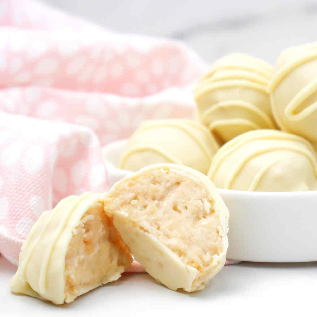 Vanilla Shortbread Truffles - Easy No Bake Recipe